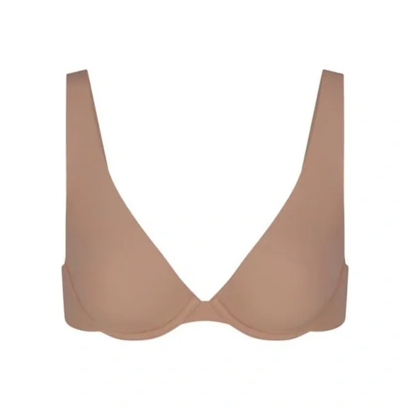 SKIMS | Intimates & Sleepwear | Skims Fits Everybody High Apex Bra ...